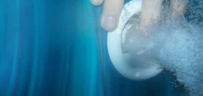 How to Fix Air Bubbles in Pool Return | 6 Easy Steps (2025)